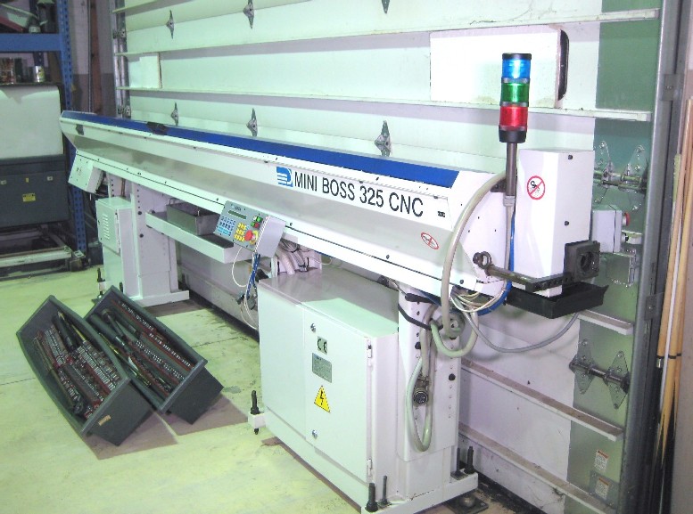 BARFEEDERS: IEMCA MINI BOSS 325 CNC / 37 BAR FEEDER / LOADER, 12 FT BAR ...